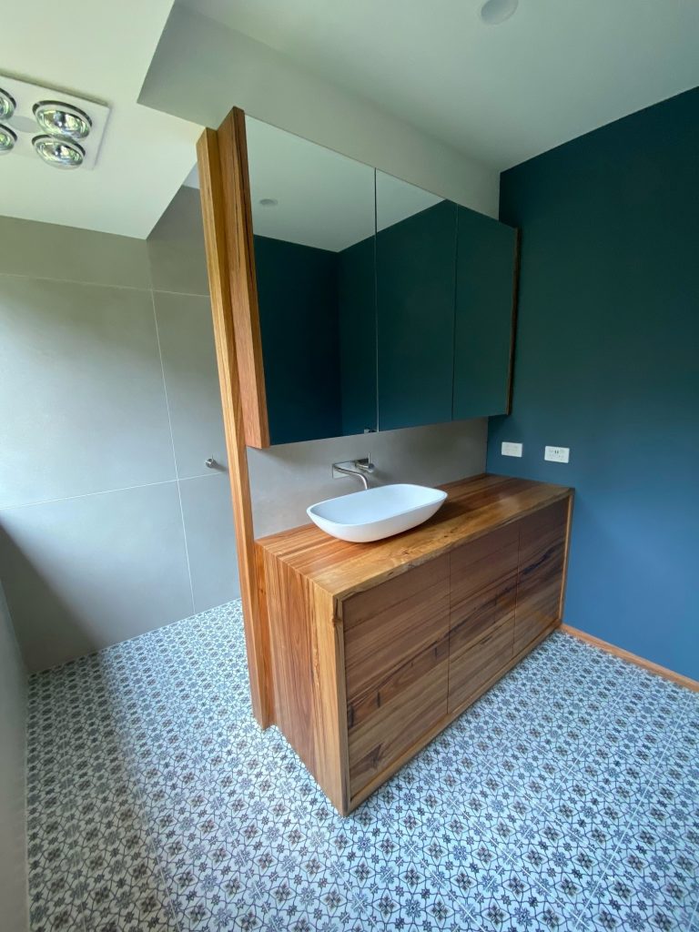 Messmate 1500 Vanity - Custom Made Solid Timber Furniture – Lifestyle
