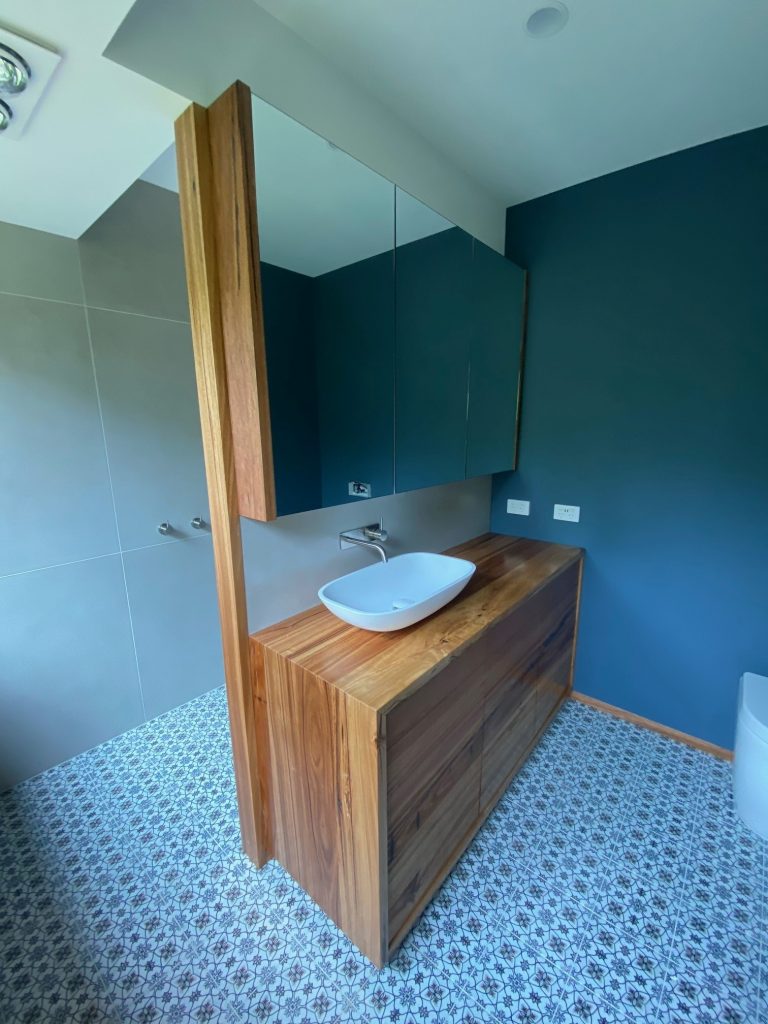 Messmate 1500 Vanity - Custom Made Solid Timber Furniture – Lifestyle